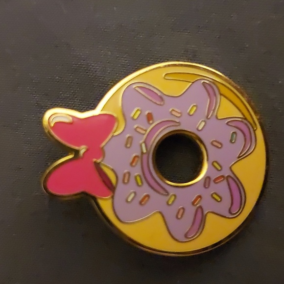 Loungefly | Jewelry | Disney Daisy Duck Pin | Poshmark
